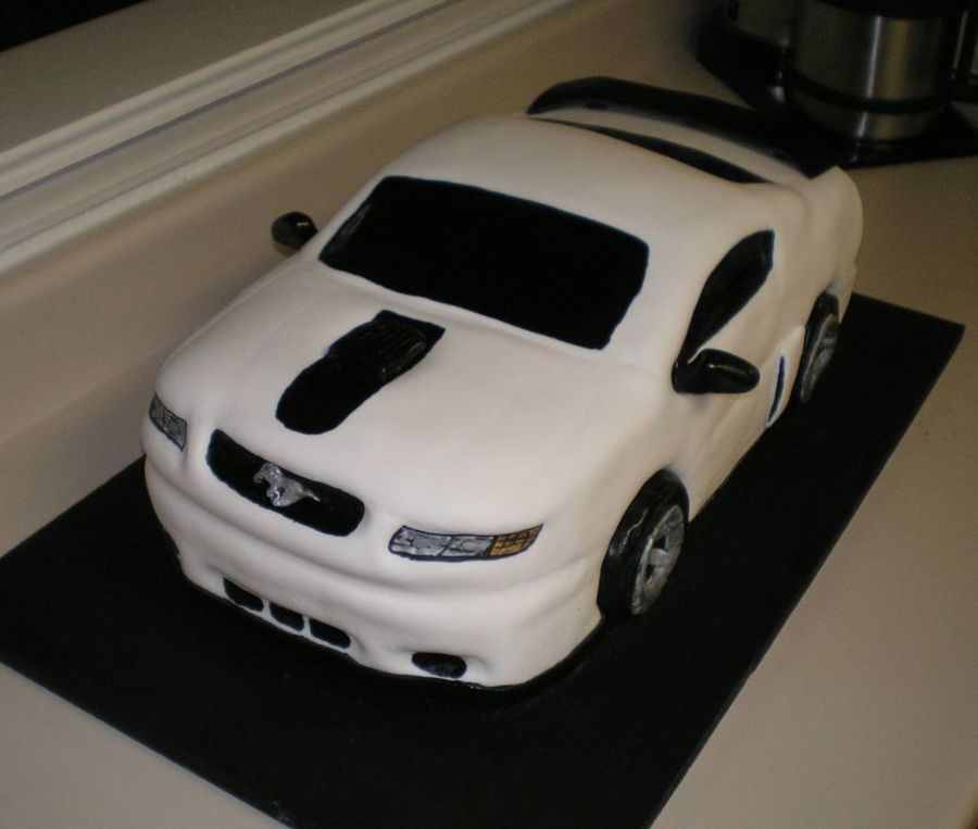Mustang Birthday Cake - CakeCentral.com
