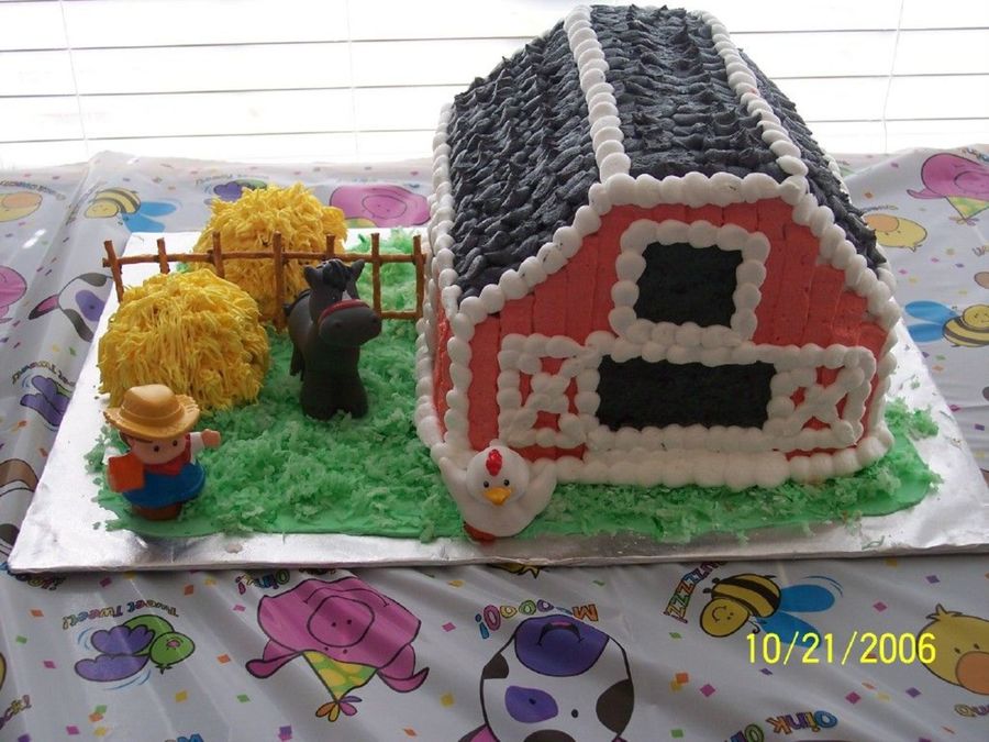 Barn Cake - CakeCentral.com