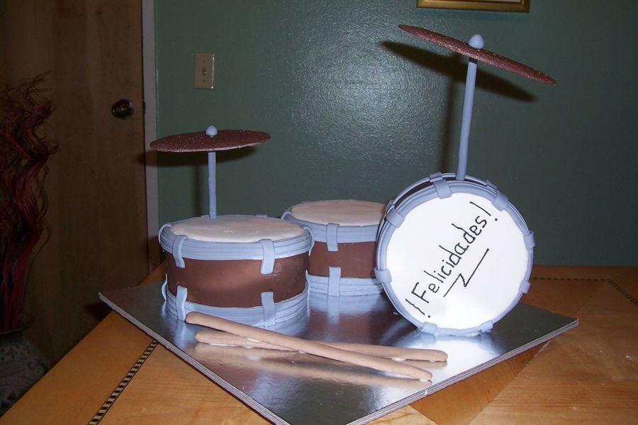 Drum Kit - CakeCentral.com