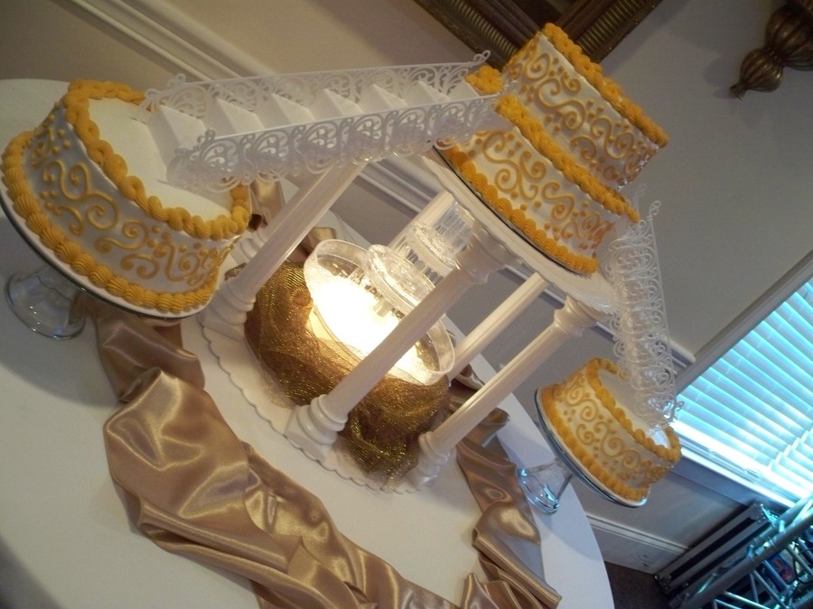 Fountain Wedding Cake - CakeCentral.com