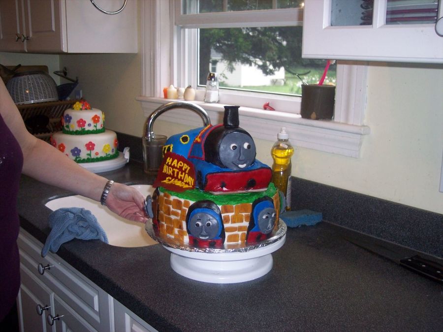 Thomas The Tank Engine Cake With Garage - CakeCentral.com