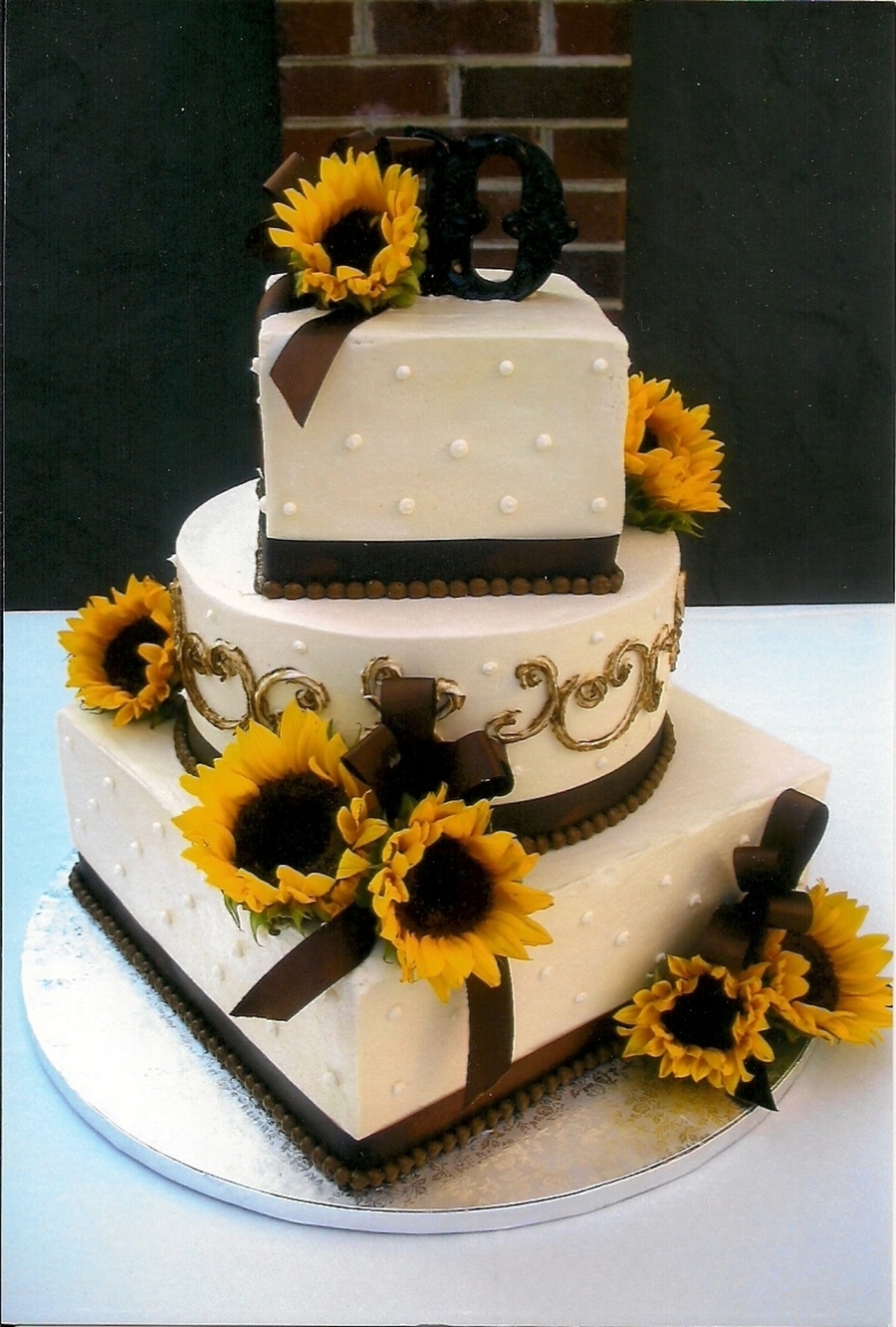 Sunflowers - CakeCentral.com