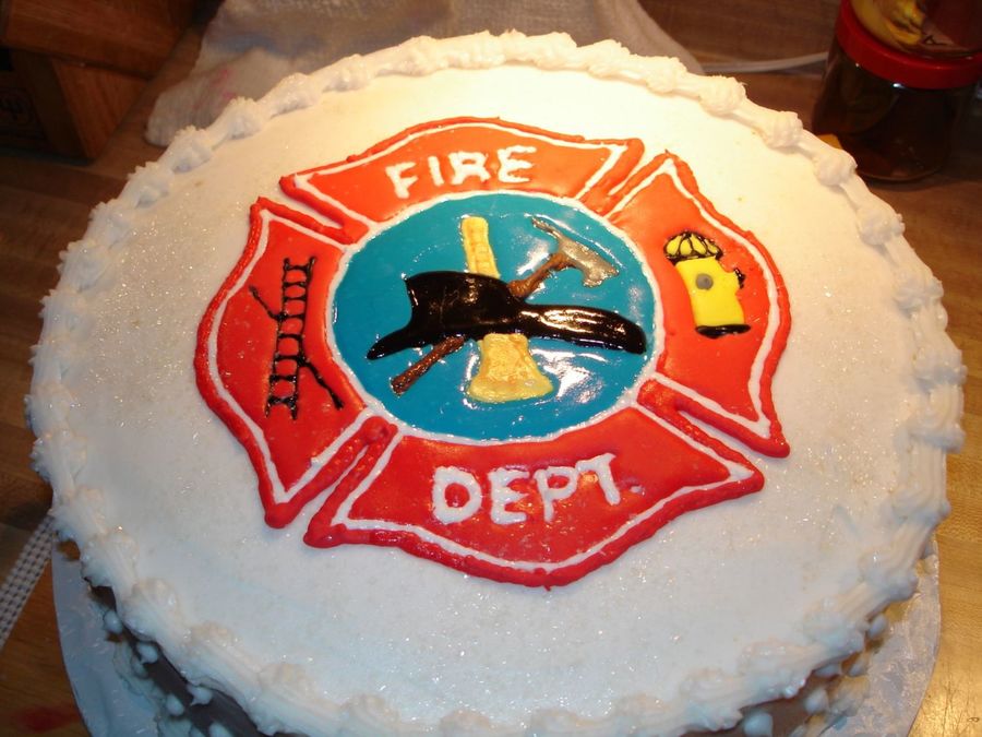 Firefighter_Cake_91706.jpg - CakeCentral.com