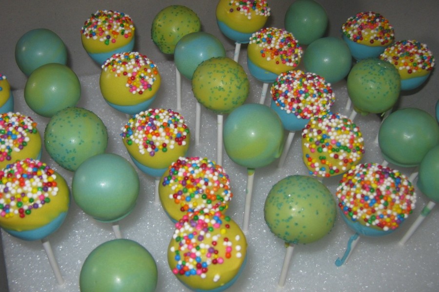 Blue And Yellow Cake Pops - CakeCentral.com