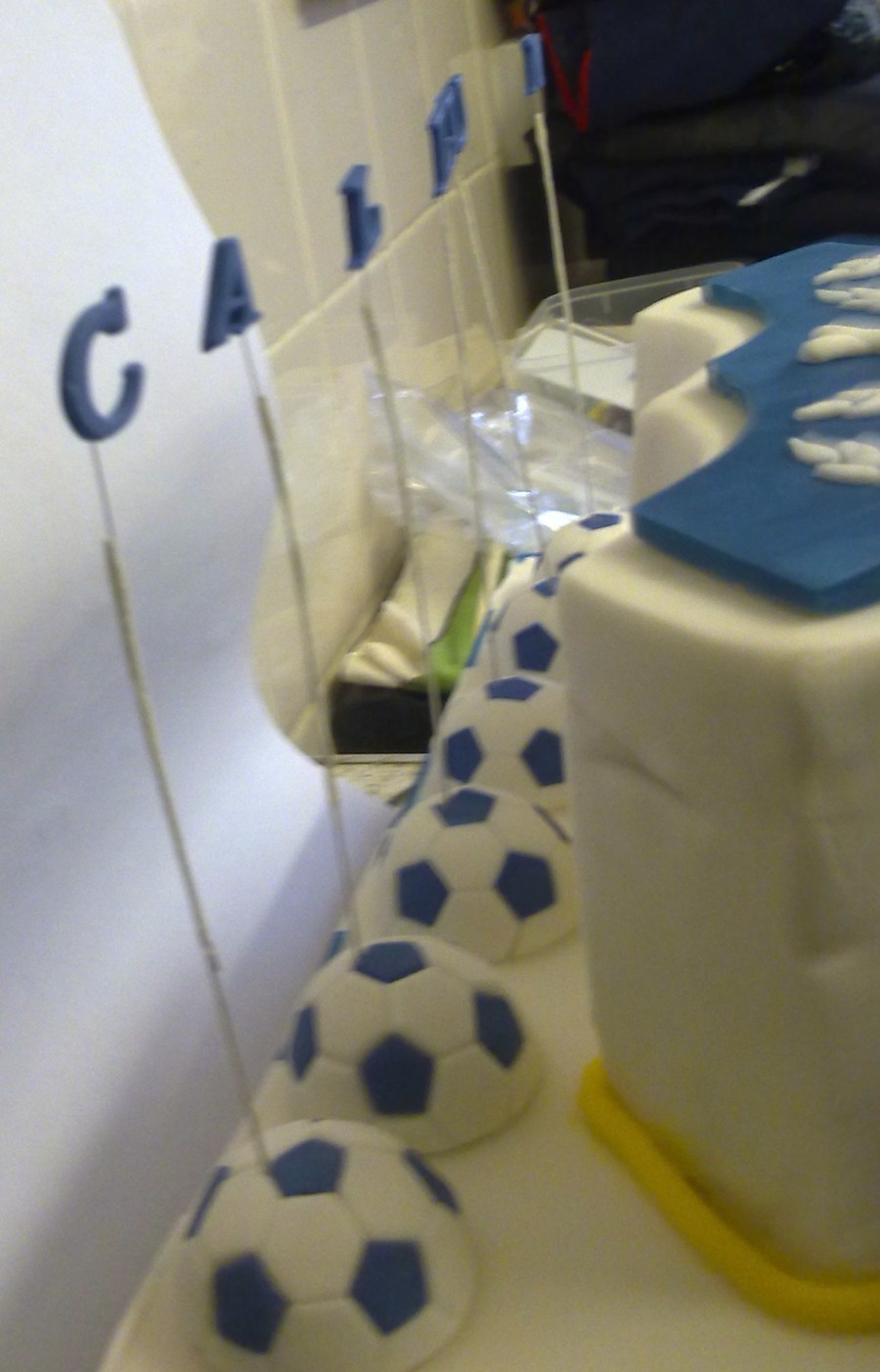 Everton Cake - CakeCentral.com