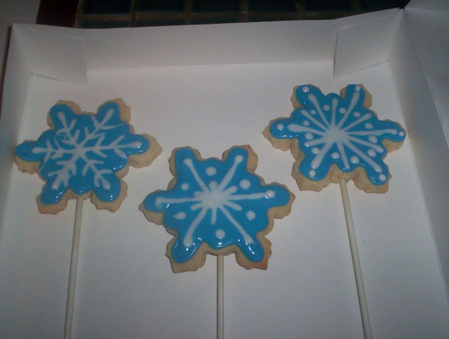 Snowflakes.jpg - CakeCentral.com