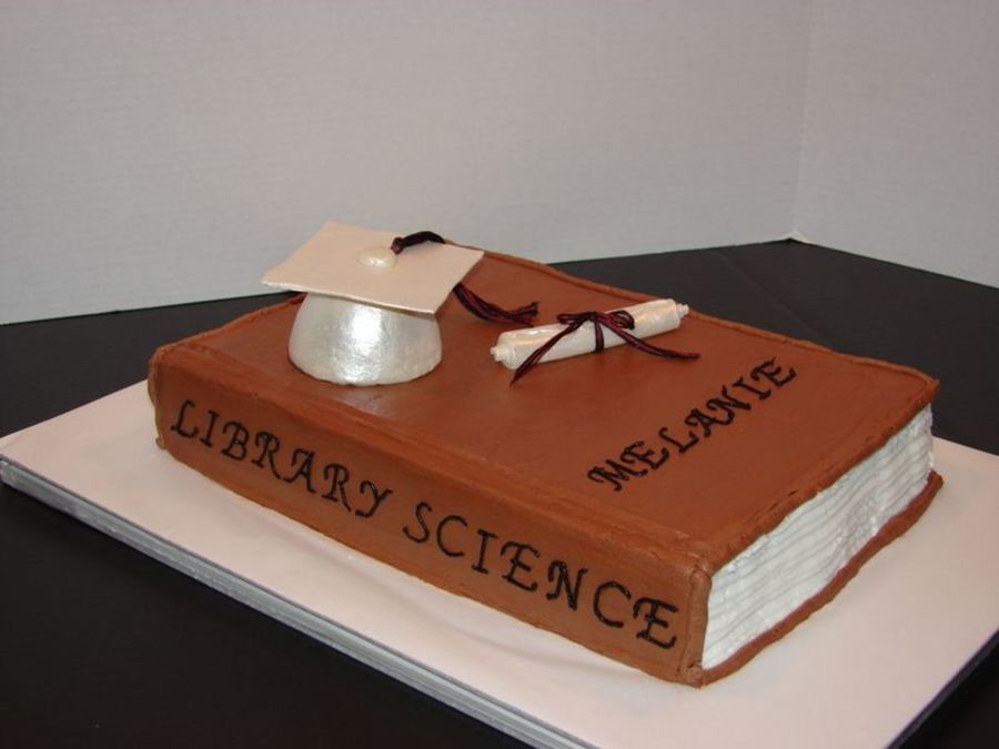 Masters Degree Graduation - CakeCentral.com