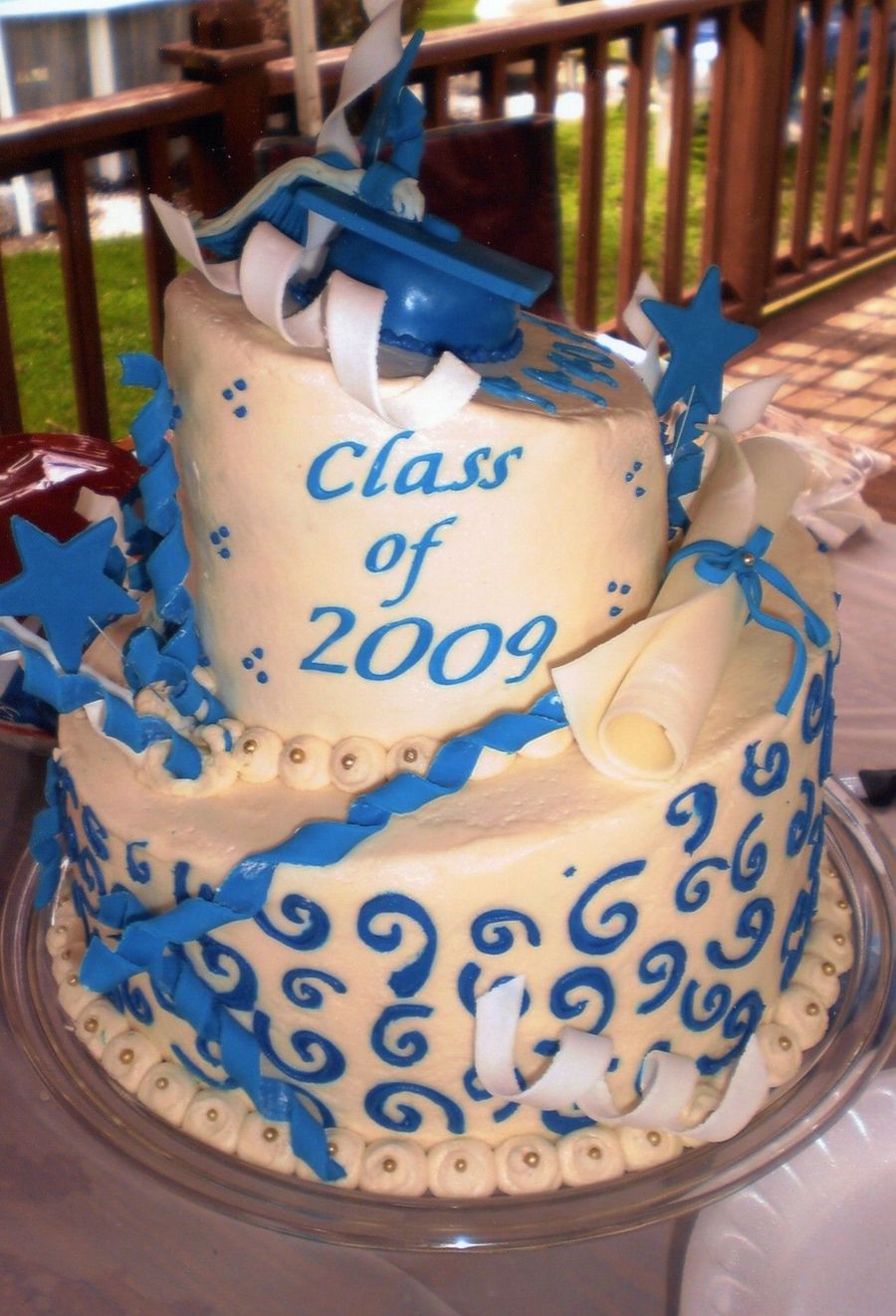 Hs Blue And White Grad Cake - CakeCentral.com
