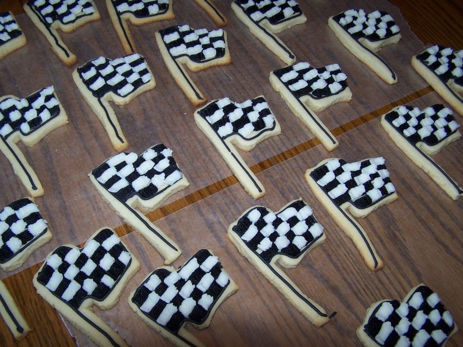 Checkered Flag - CakeCentral.com