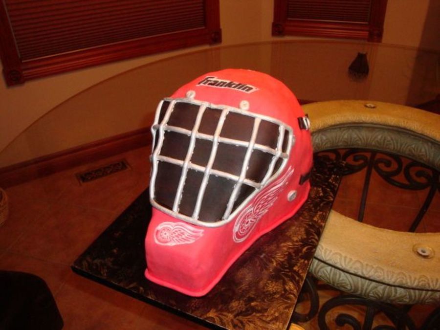 Goalie Mask - CakeCentral.com