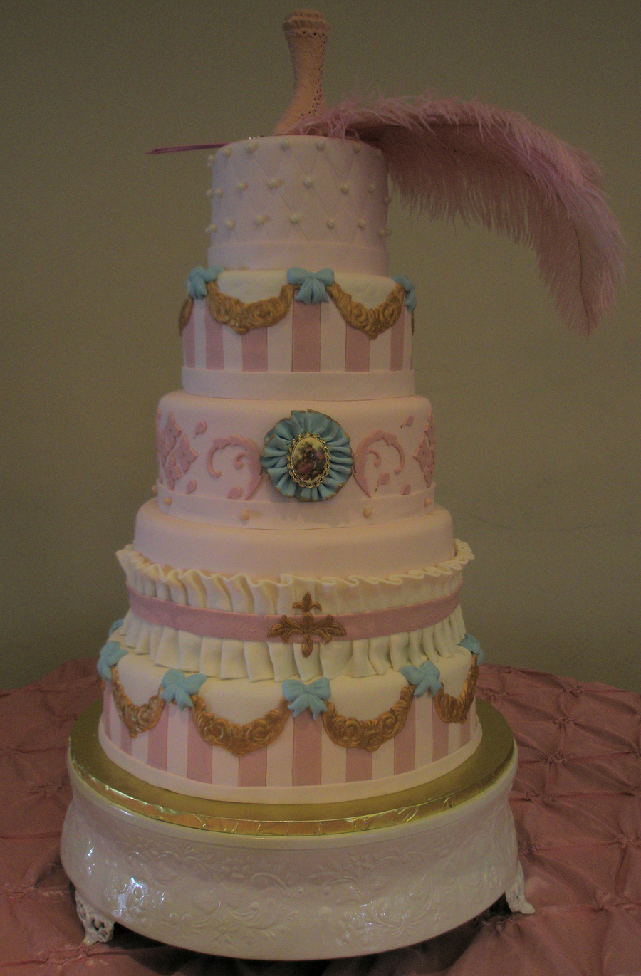 Marie Antoinette Cake - CakeCentral.com