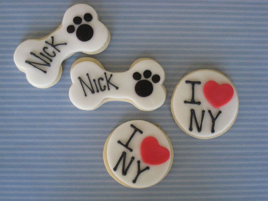 Bones And Buttons. - CakeCentral.com