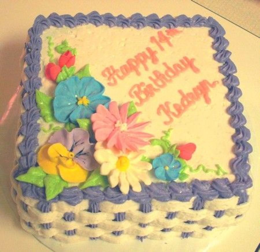 Square Basket - CakeCentral.com