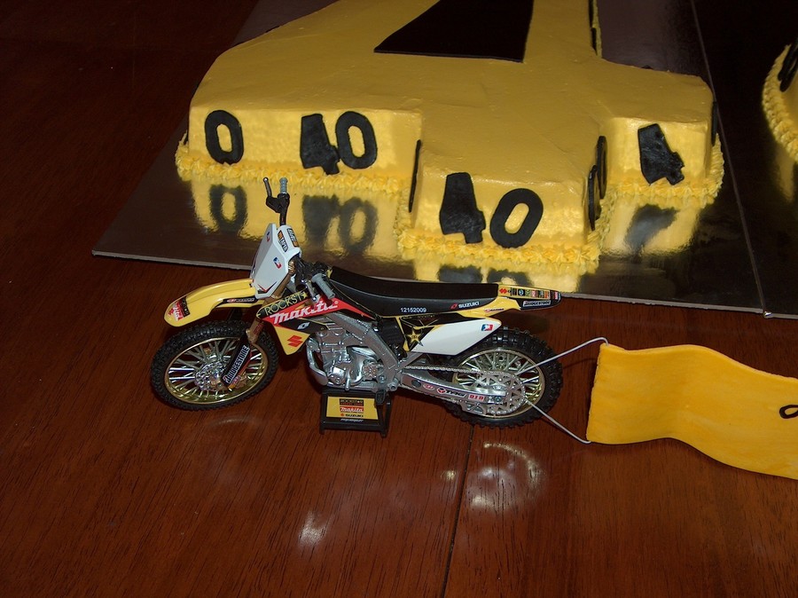 Suzuki 40Th Birthday Cake - CakeCentral.com