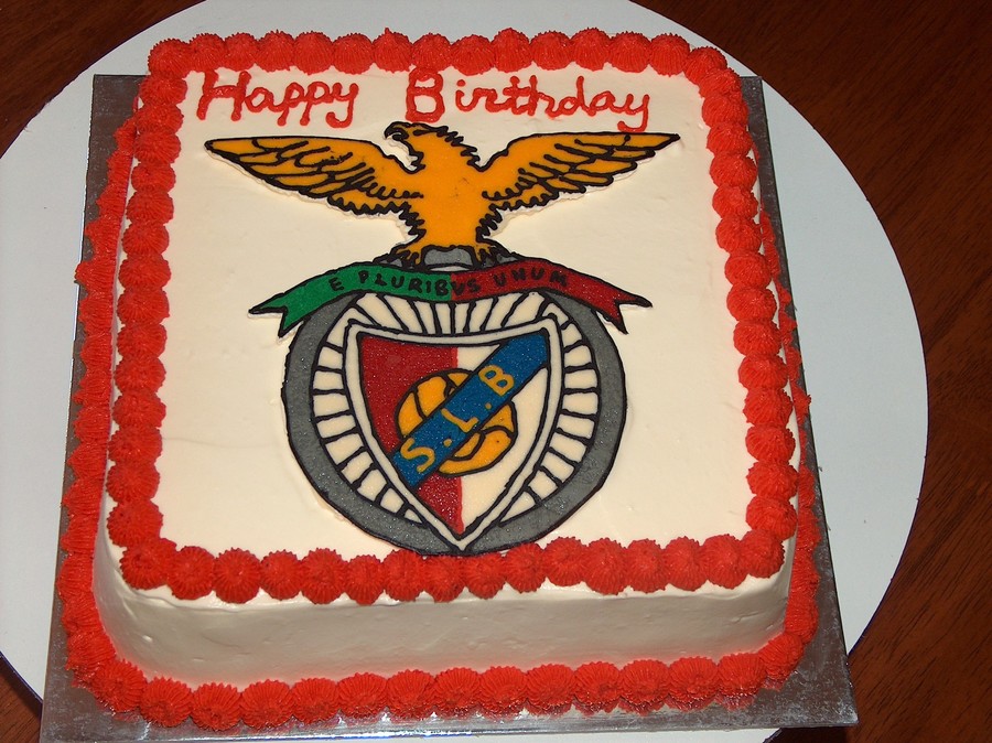 Benfica Birthday Cake - CakeCentral.com