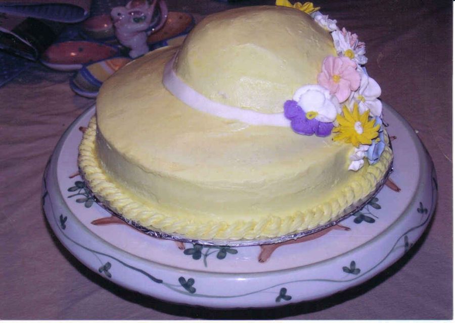 Steeple Chase Hat - CakeCentral.com