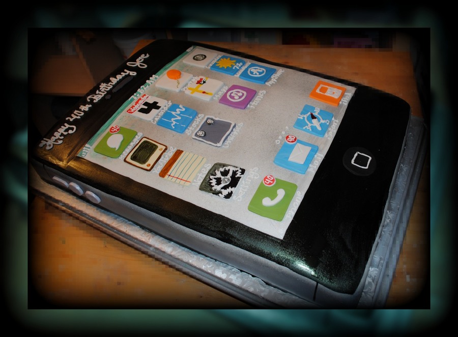 Iphone Cake - CakeCentral.com