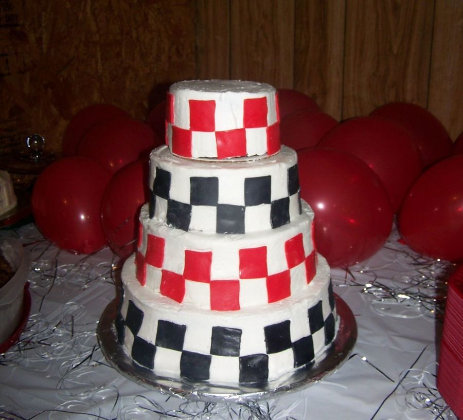 Gradcake.jpg - CakeCentral.com