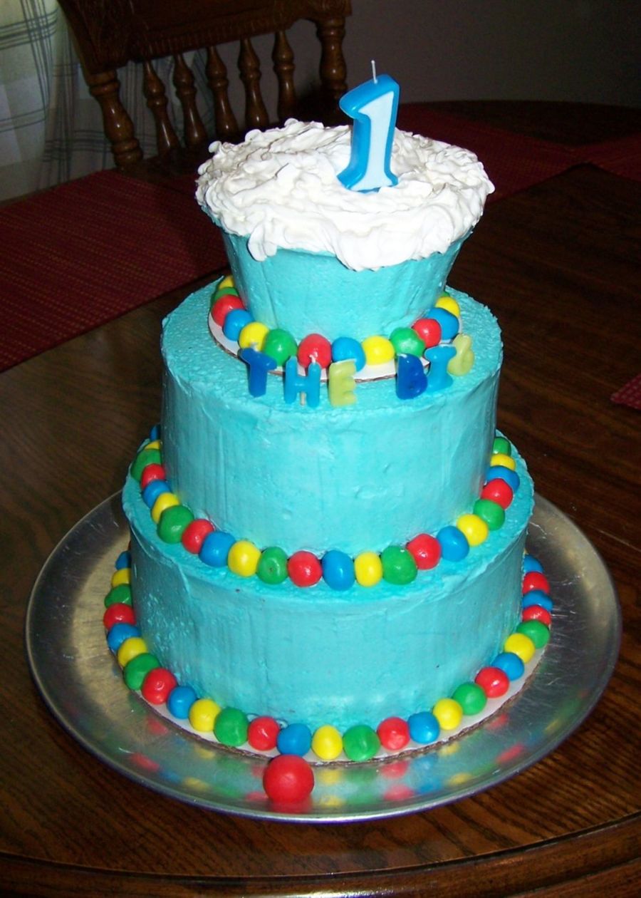 1St Birthday Cake And 1St Cake I Ever Made - CakeCentral.com