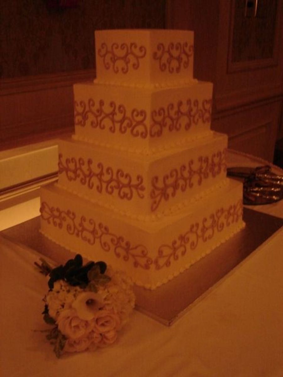 Square Wedding Scrollwork - CakeCentral.com