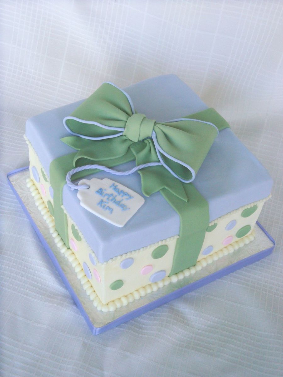 Gift Box Cake - CakeCentral.com
