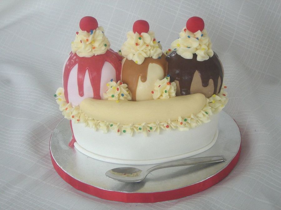 Banana Split Cake - CakeCentral.com