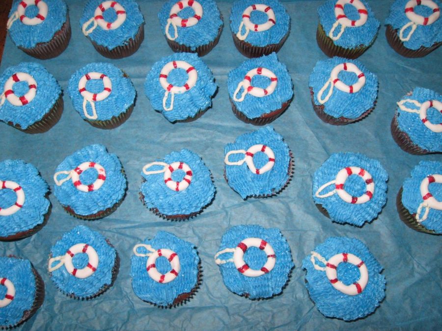 Pool Party Cupcakes - CakeCentral.com