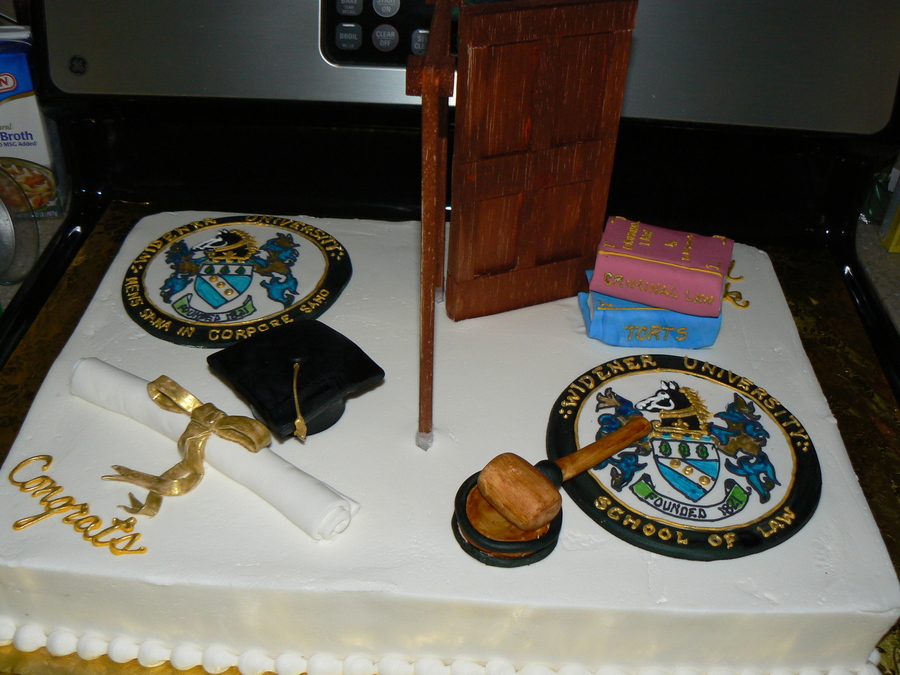 Law School Cake - CakeCentral.com