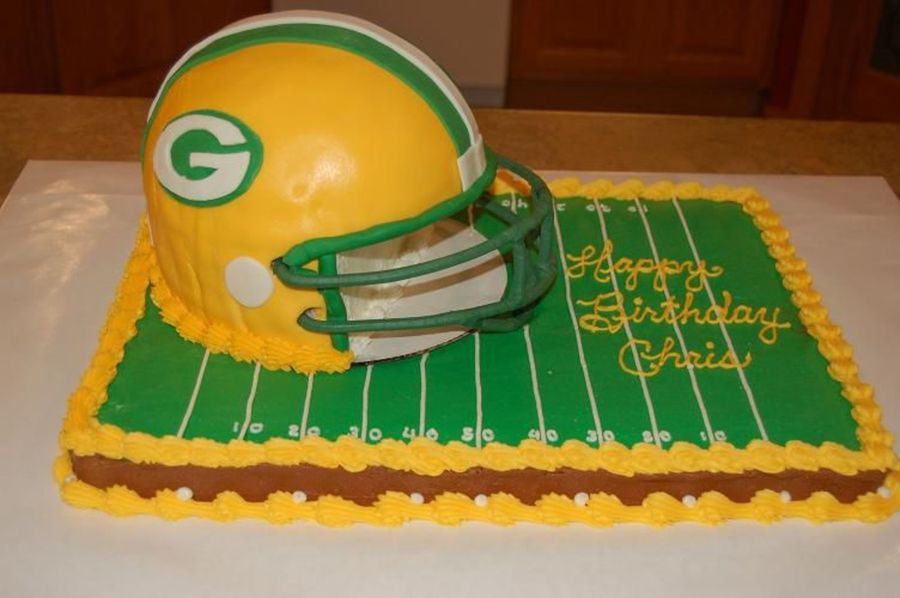 Green Bay Packers Cake - CakeCentral.com