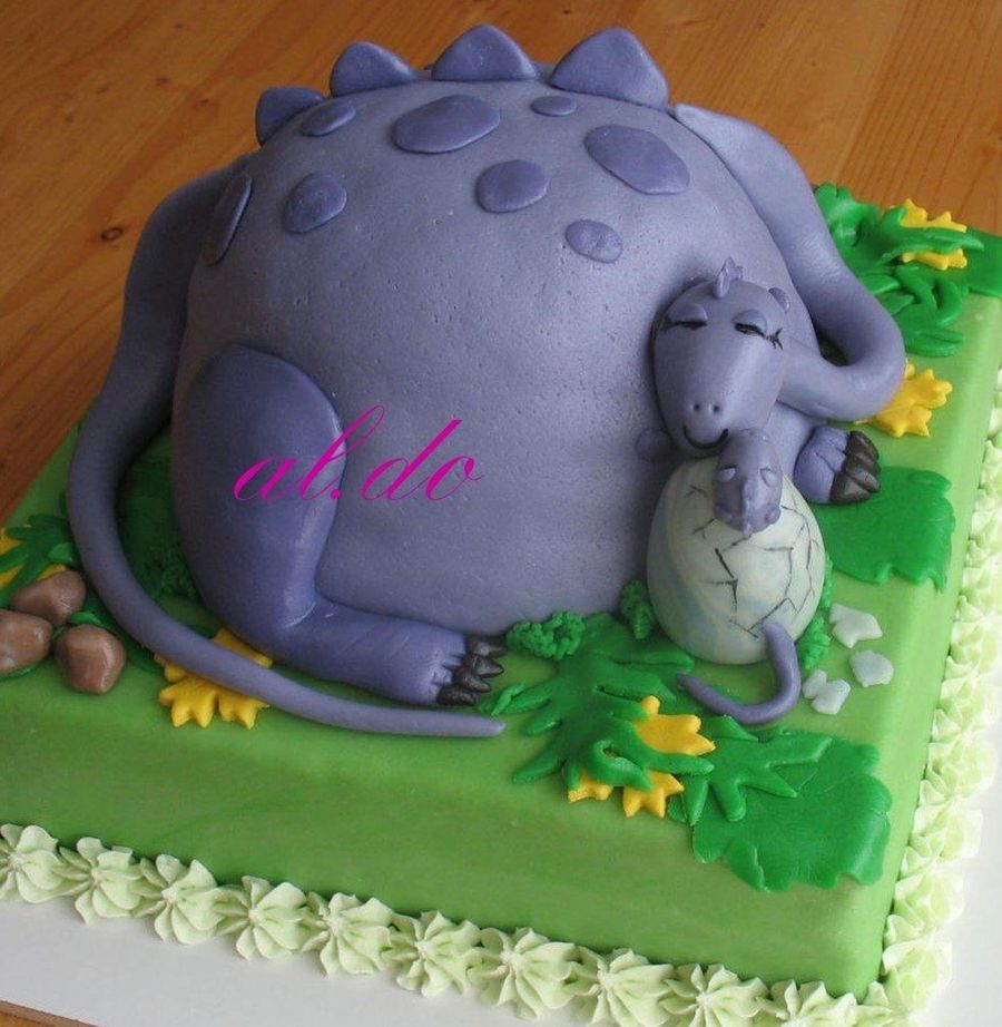 Dinosaur - CakeCentral.com