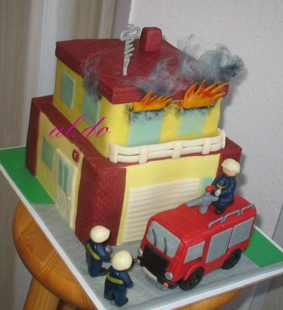 Fire-Fighting - CakeCentral.com
