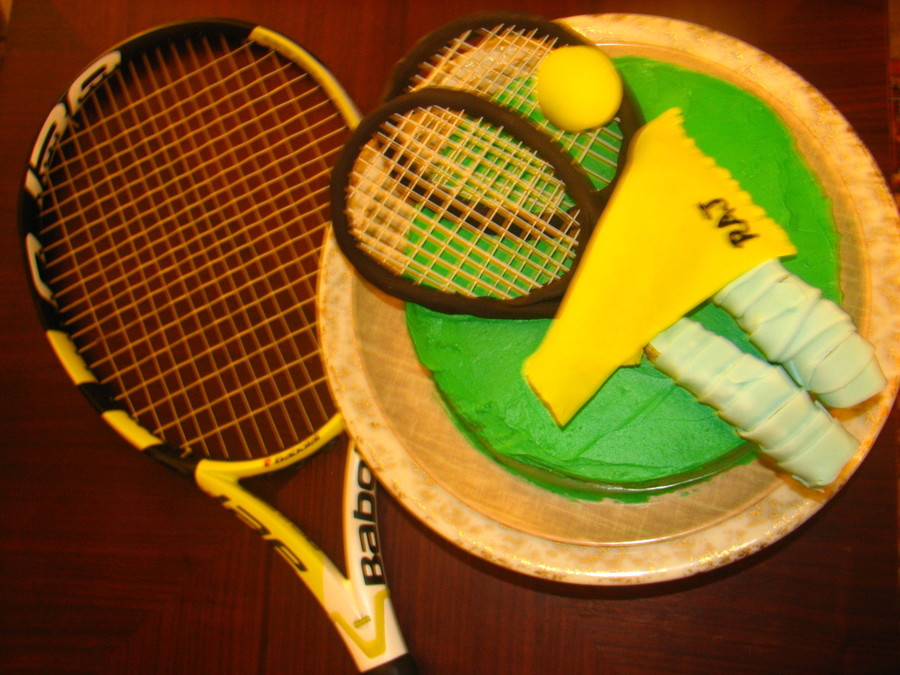 Tennis Cake - CakeCentral.com