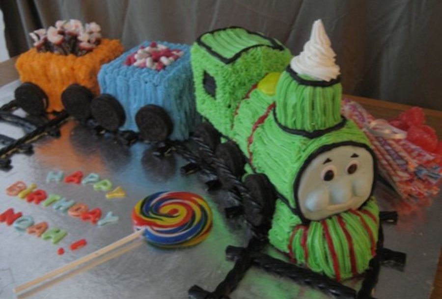 Percy Train Cake - CakeCentral.com