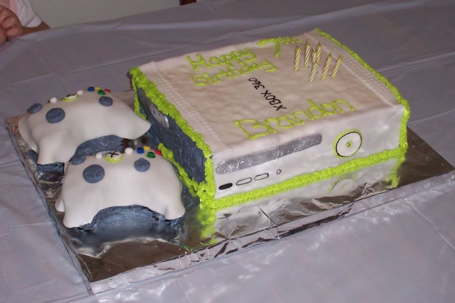 X-Box Birthday Cake - CakeCentral.com
