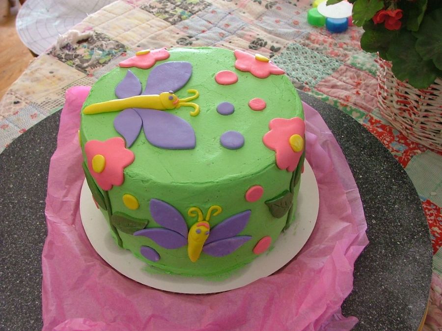 Practice Cake... Fun With Fondant! - CakeCentral.com