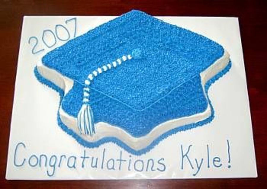Happy Graduation Kyle! - CakeCentral.com