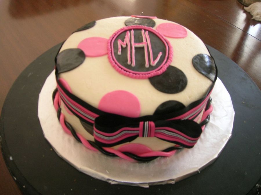 Preppy Monogram - CakeCentral.com