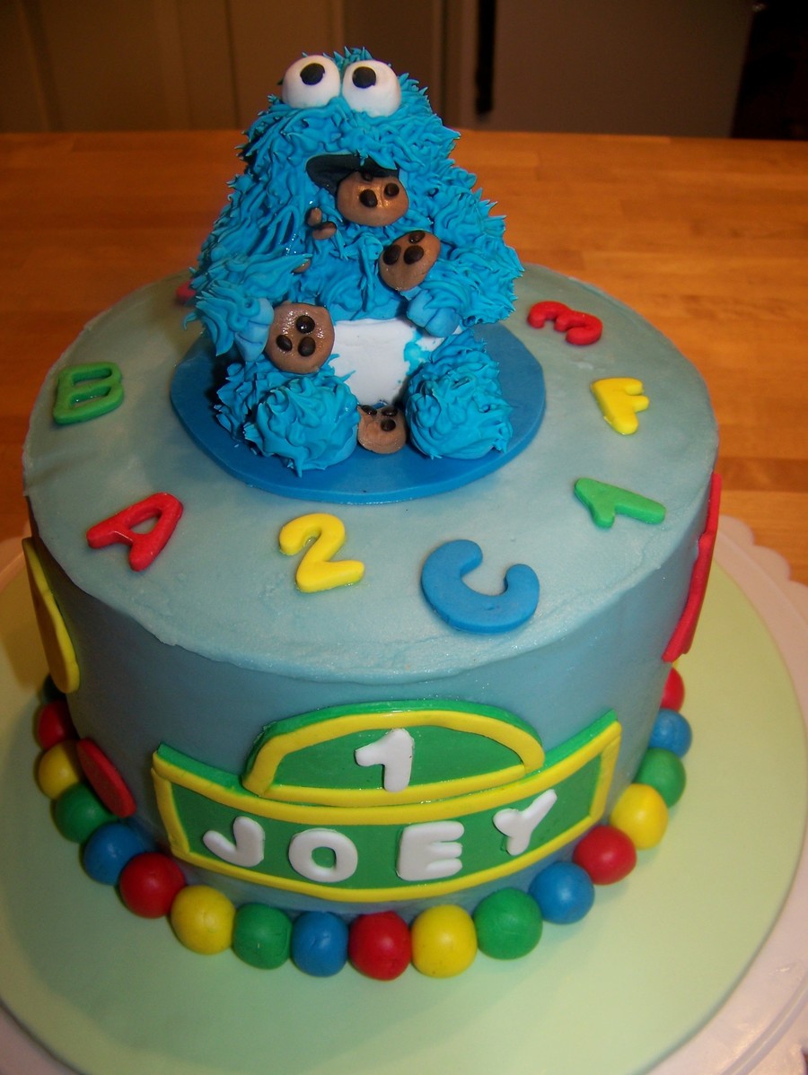 Cookie Monster Smash Cake - CakeCentral.com