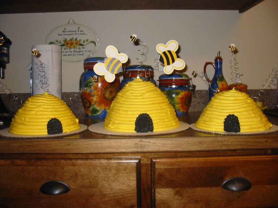 Bee Hives - CakeCentral.com