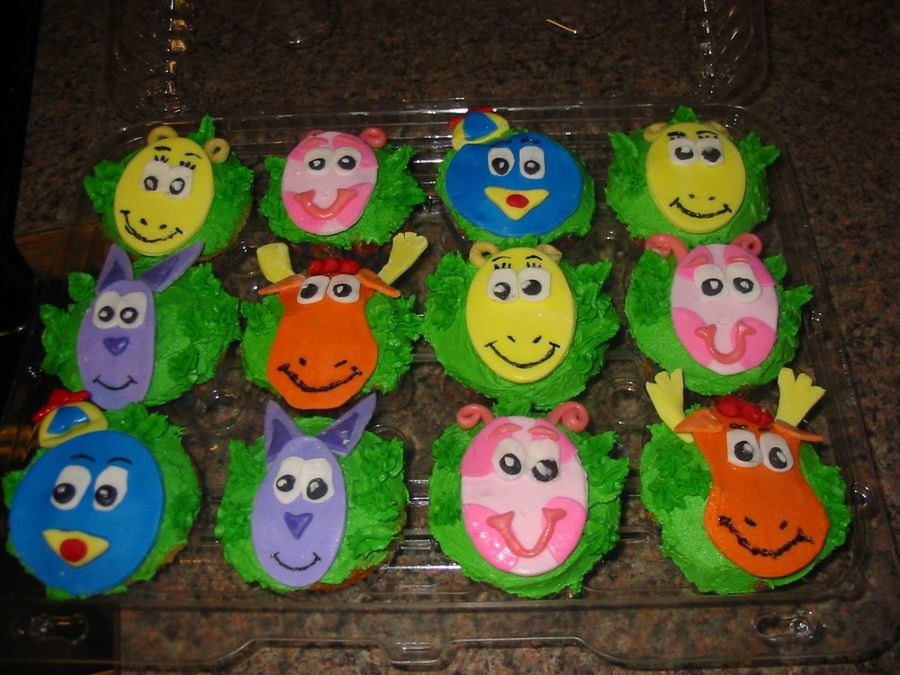 Backyardigans Cupcakes - CakeCentral.com