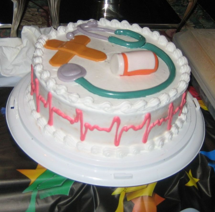 Grad_Cake.jpg - CakeCentral.com