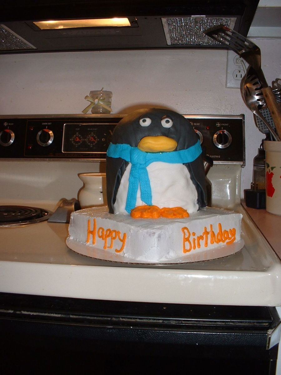 3D Penguin - CakeCentral.com