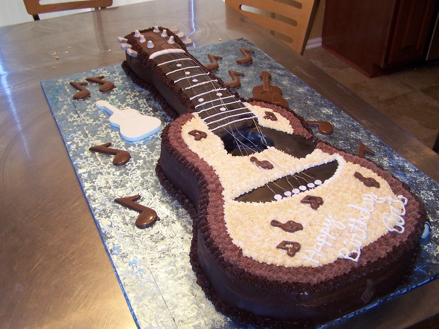 Guitar - CakeCentral.com