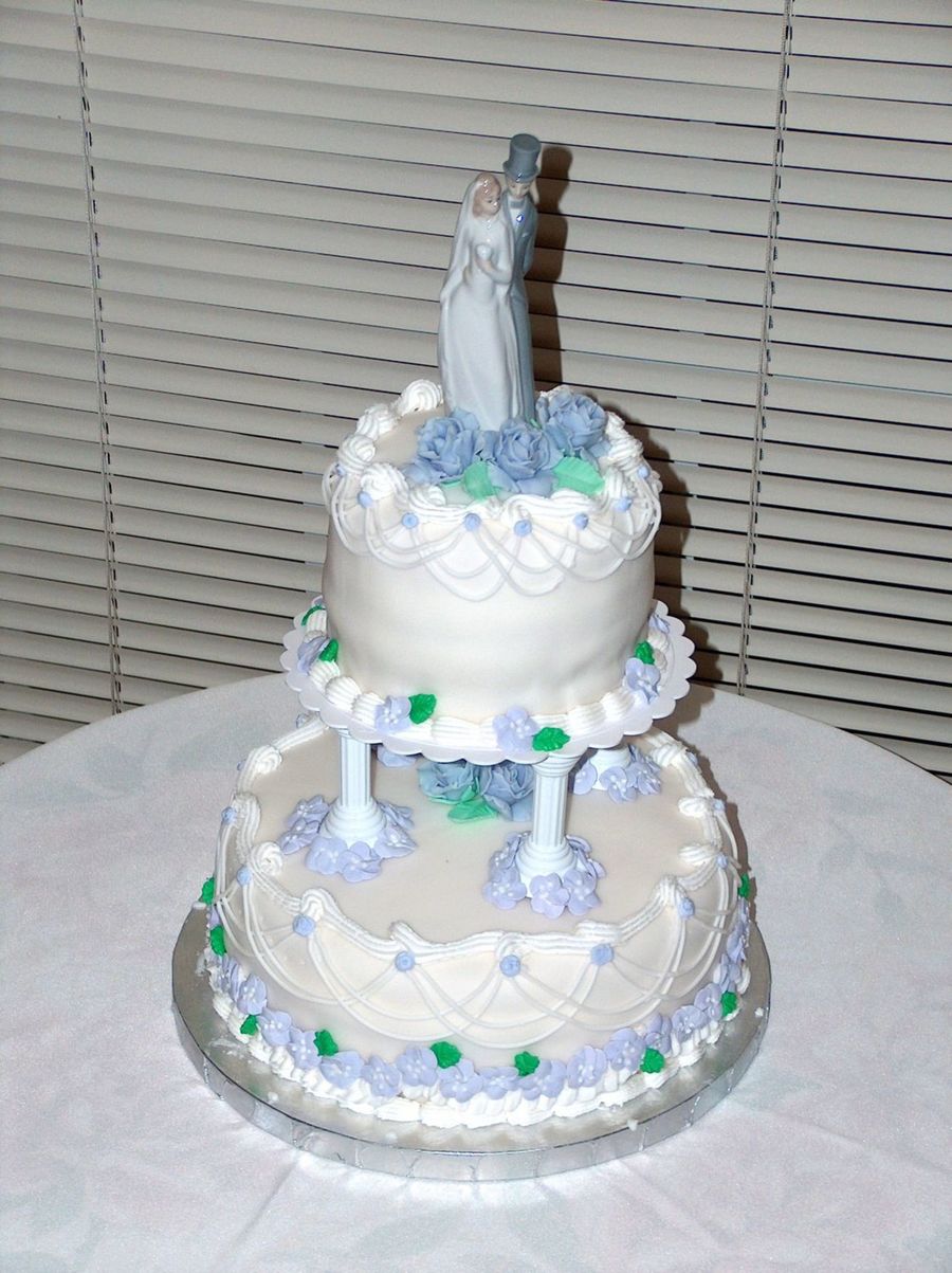 Wilton Course Iii Final Wedding Cake - CakeCentral.com