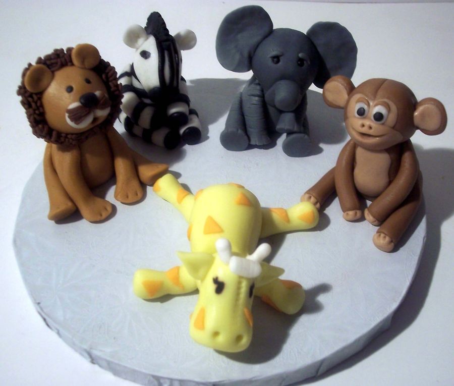 Gumpaste Animals - CakeCentral.com