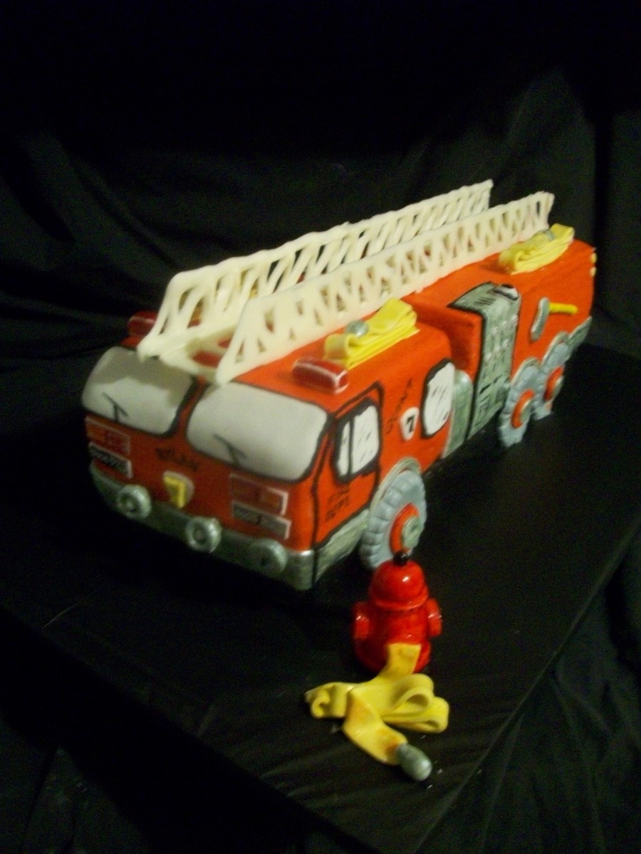 3D Fire Truck - CakeCentral.com