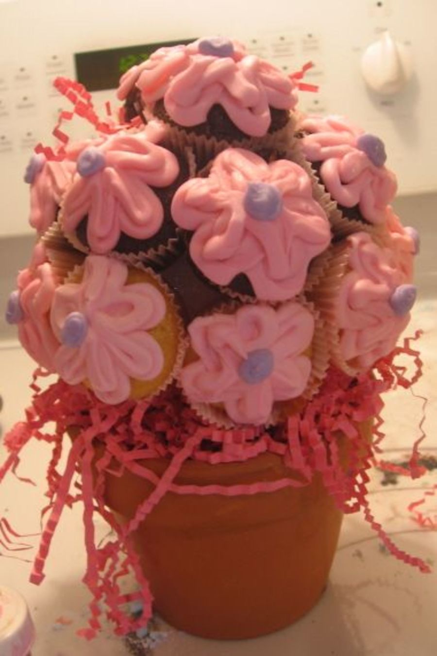 Mini Cupcake Flower Pot - CakeCentral.com