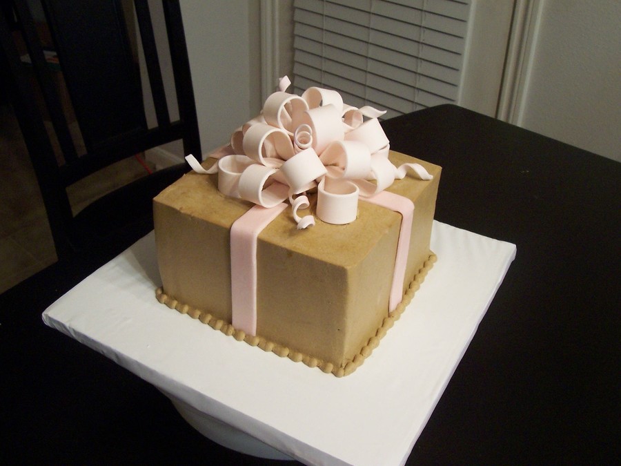 Present Birthday Cake - CakeCentral.com