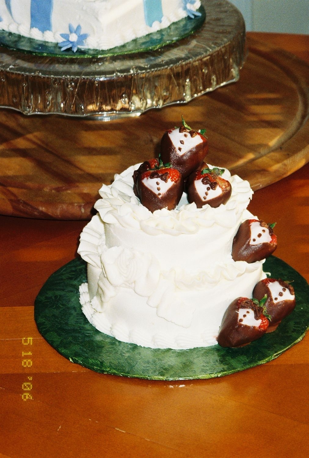 Dawnbakescakes@msn.com - CakeCentral.com