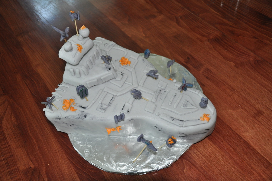 Star Wars Destroyer Cake - CakeCentral.com